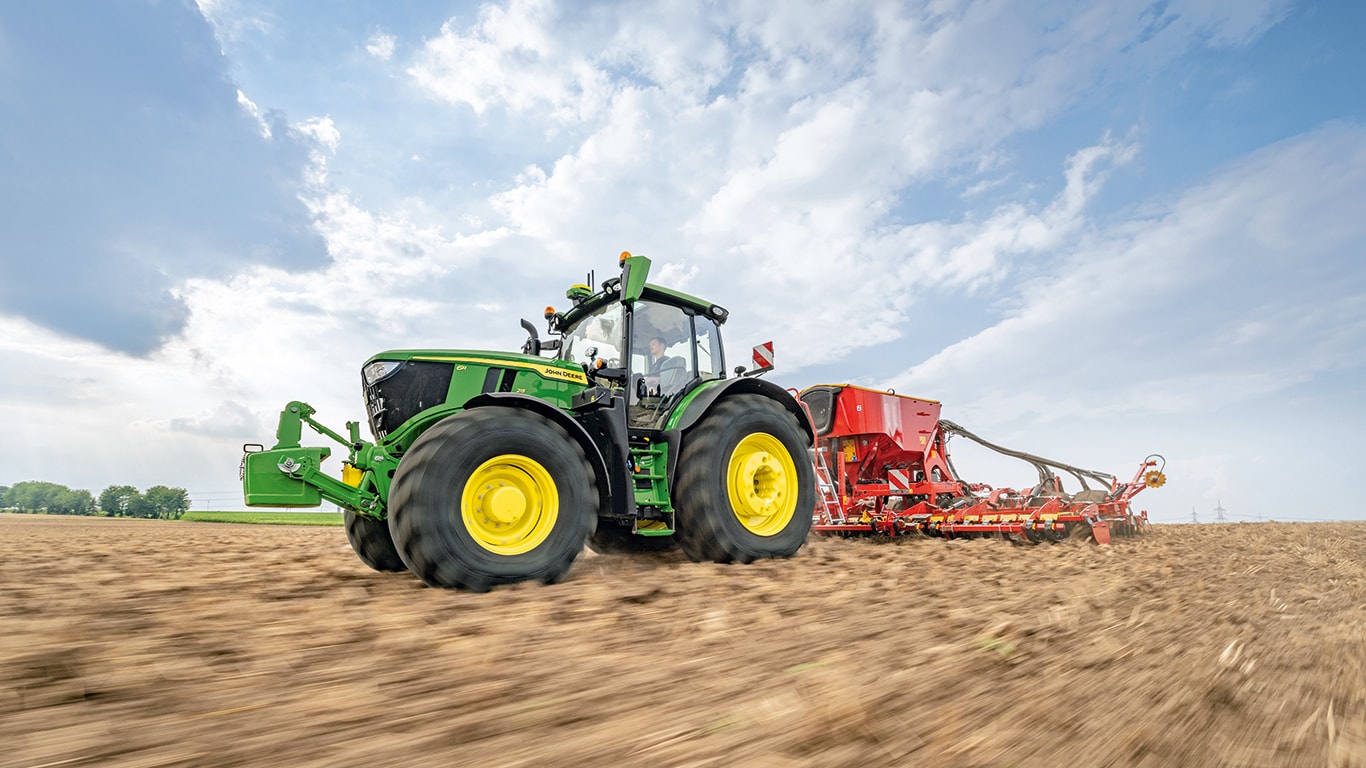 6R 215 | Серия 6R | Трактори | John Deere BG